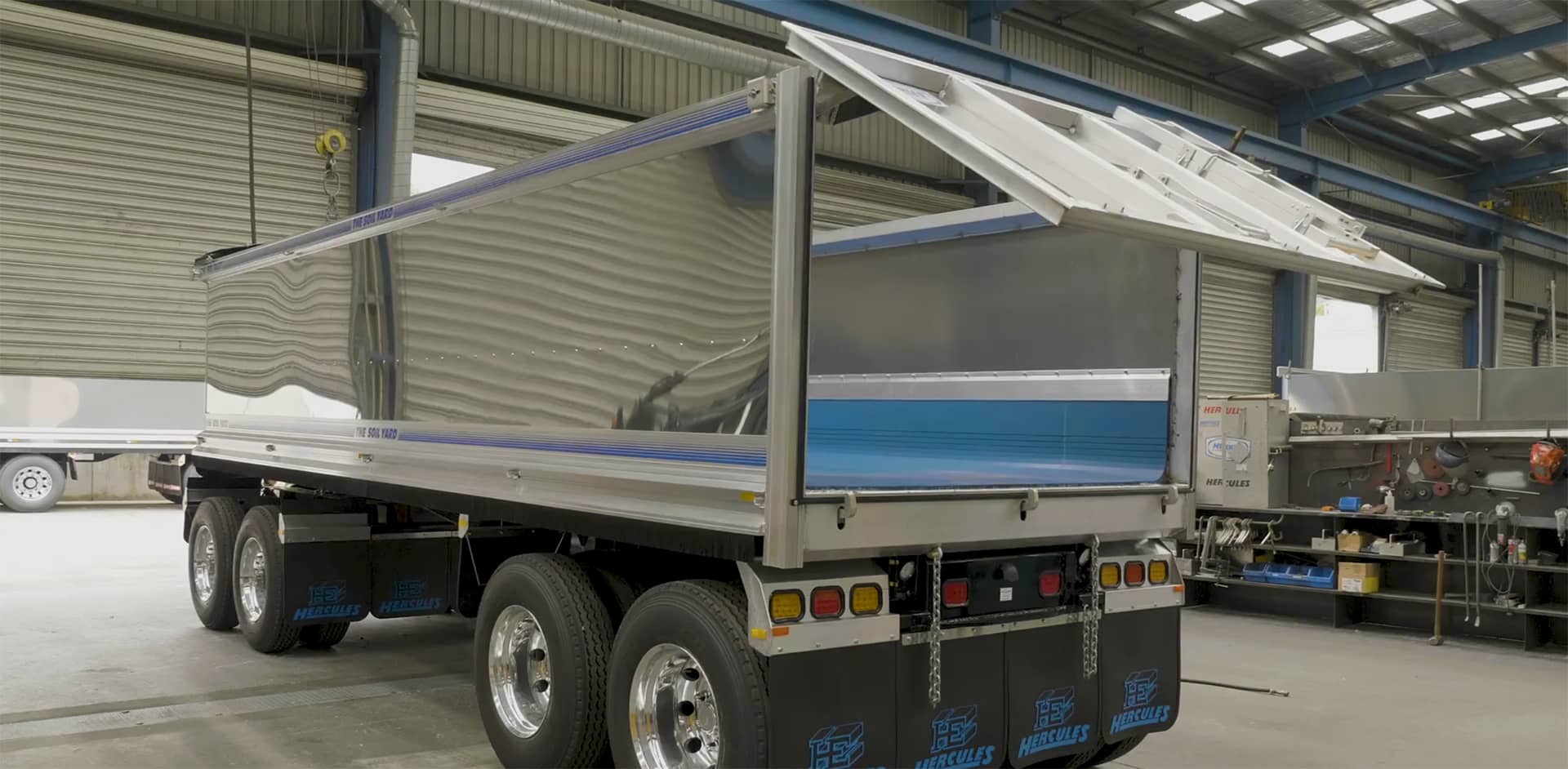 Premium Quality Heavy Duty Tipper Bed Liners in Australia | OKUSLIDE®